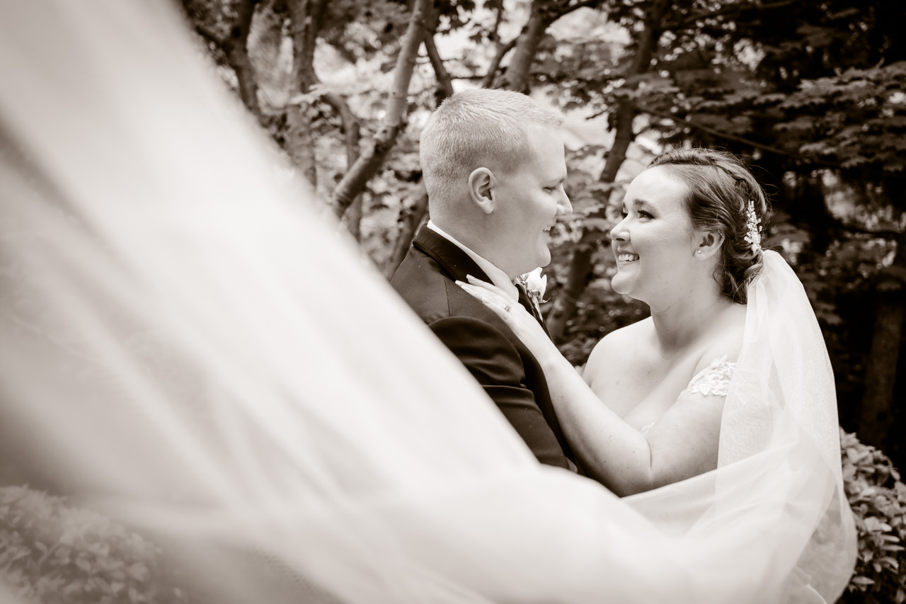 Gray Gables Estate Wedding Photos - Mackenzie & Jordan