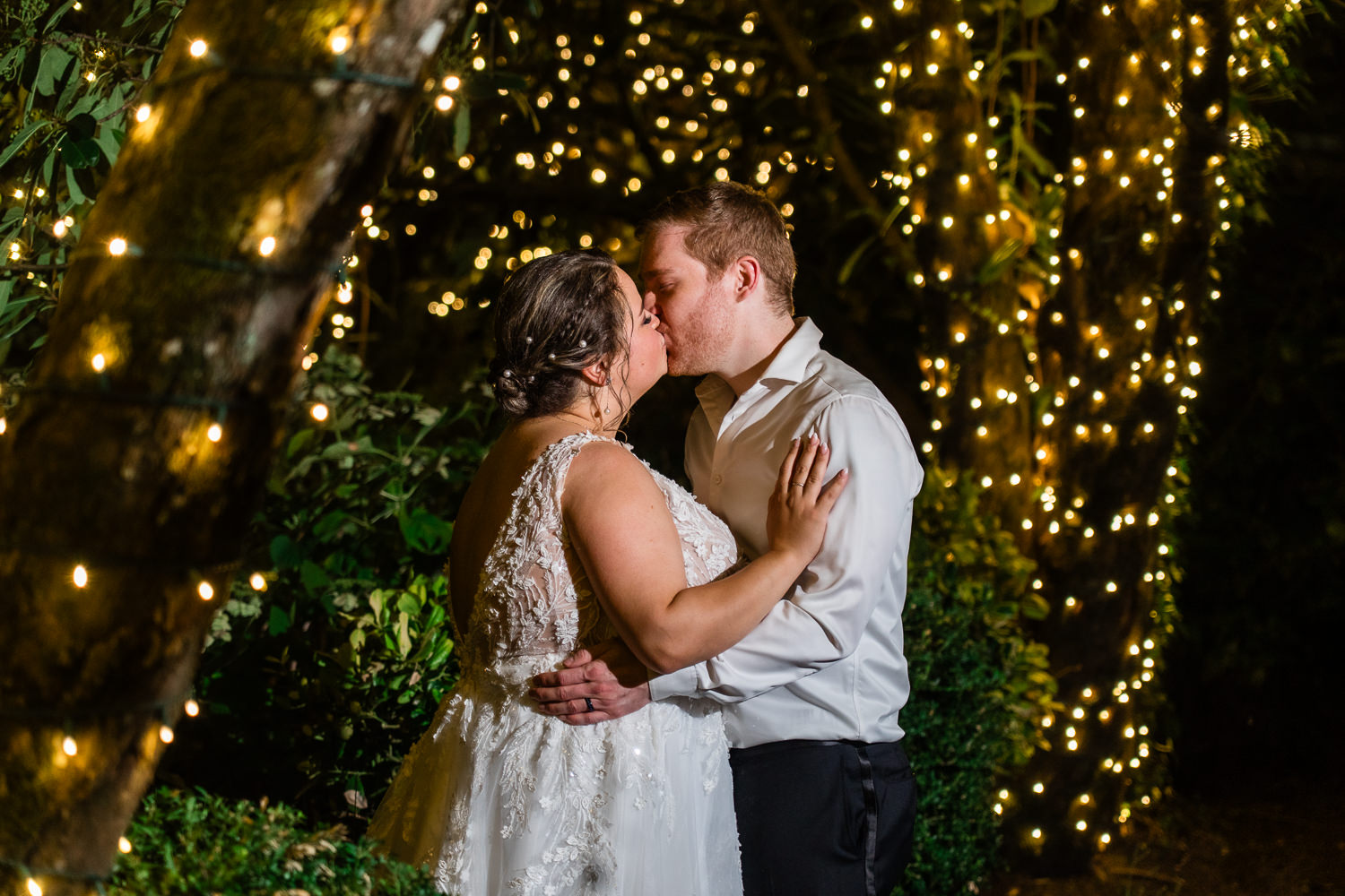 Portland Wedding Photography at Gray Gables - Alex & Tyler